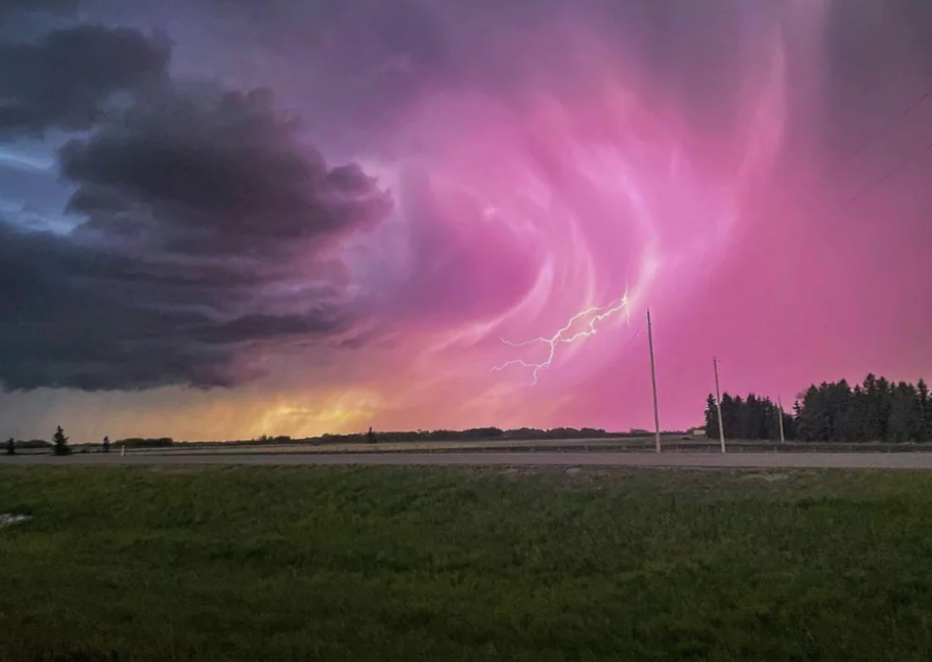 26 spectacular storm and cloud photos of Mother Nature's raw power