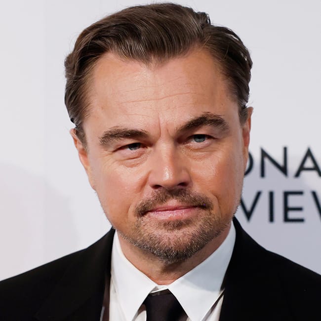 Leonardo DiCaprio debuts new mustache at an LA Lakers game