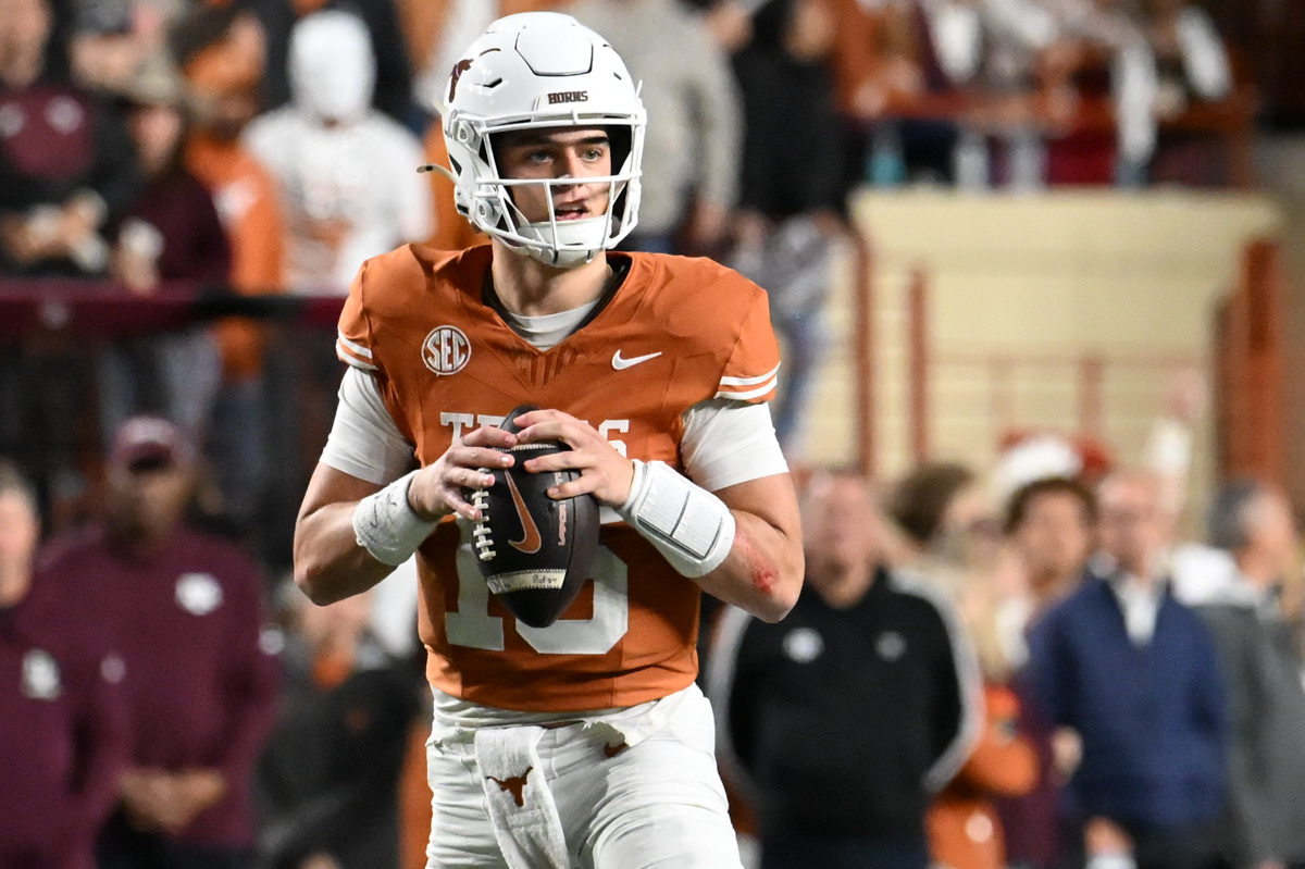 Who are the highest rated recruits Steve Sarkisian has signed at Texas?