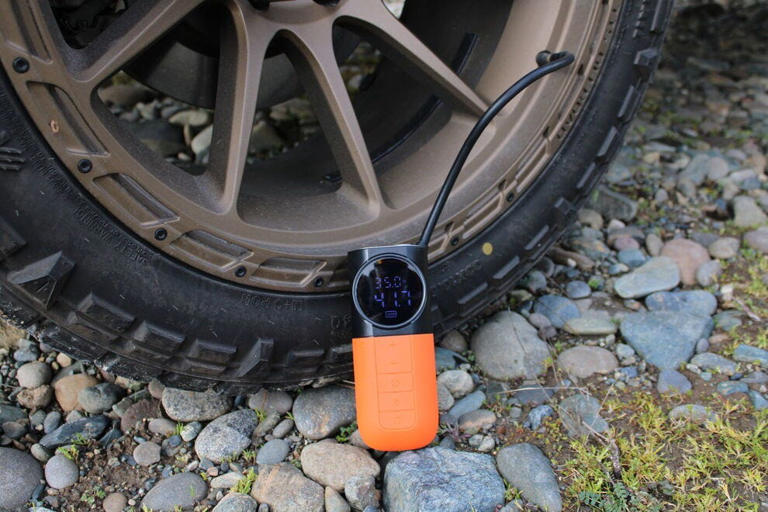 Why drivers are ditching big air compressors for a portable inflator