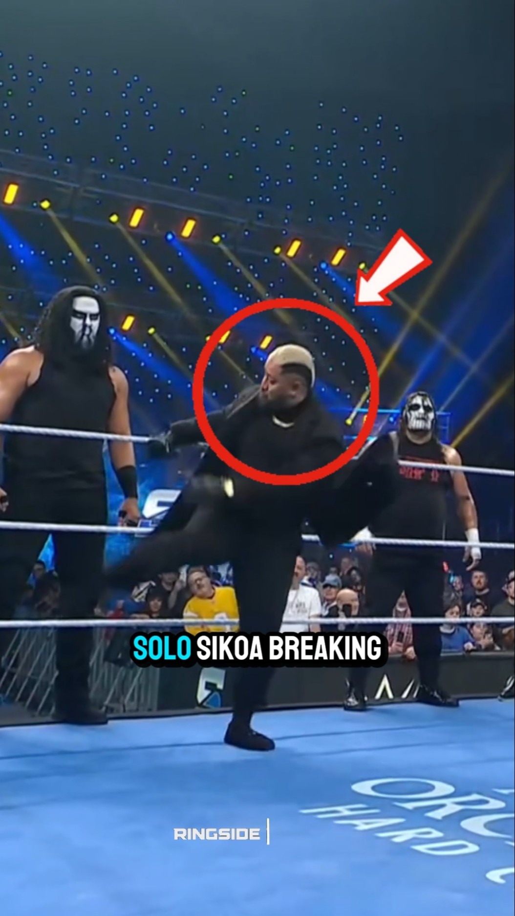 Solo Sikoa breaks character after near fall on SmackDown!