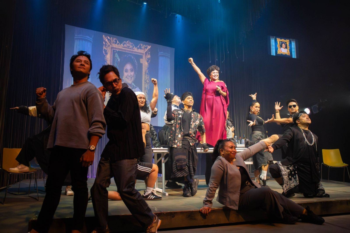 ‘Ang Babae sa Septic Tank’ heads to live theater