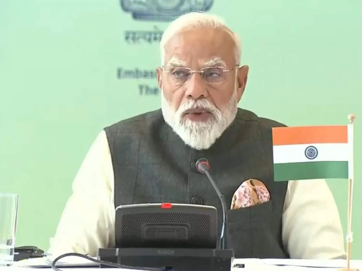 PM Modi invites Dutch companies to design and innovate in India, points ...