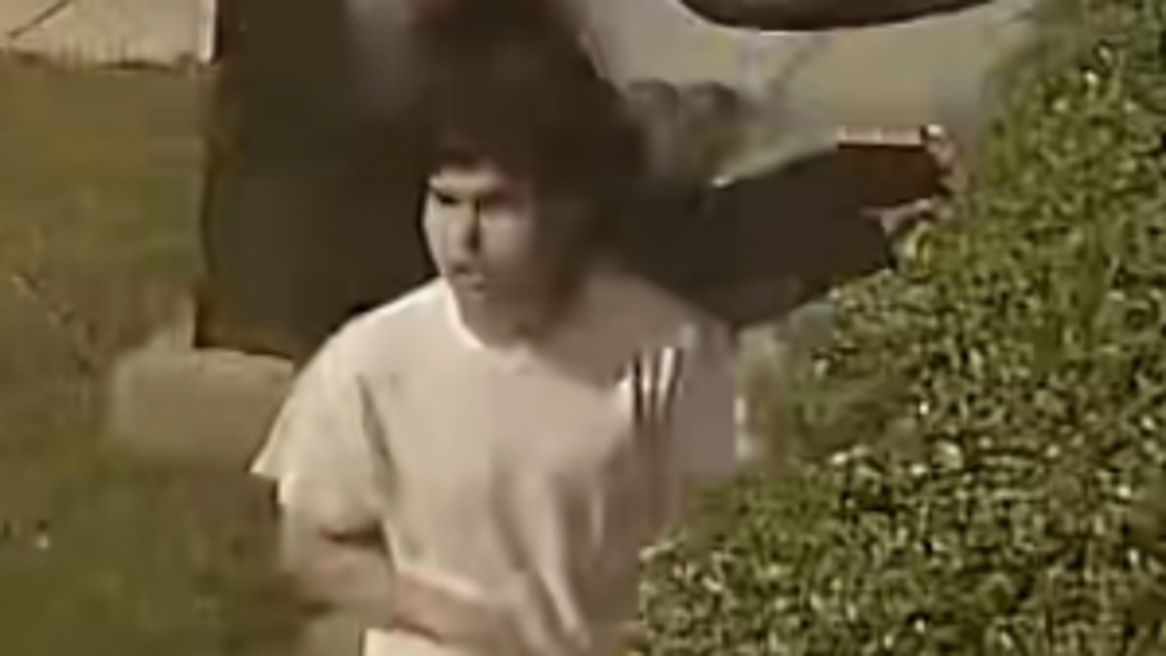 Cicero police searching for suspect in fatal alley shooting