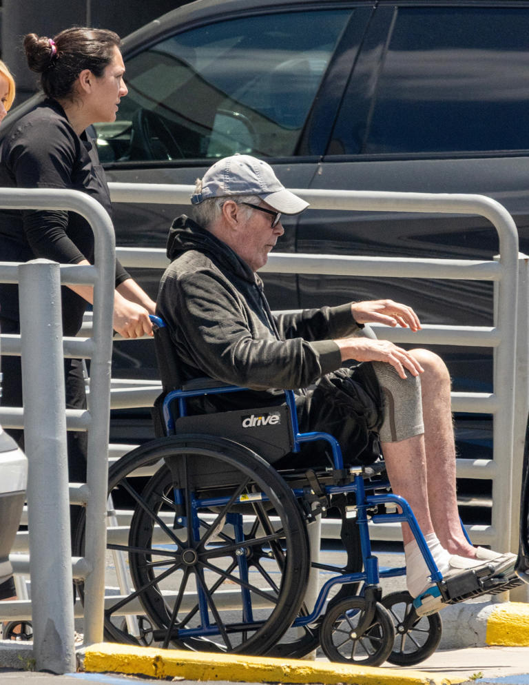 Baywatch icon David Hasselhoff, 73, fuels health fears as he’s seen in ...