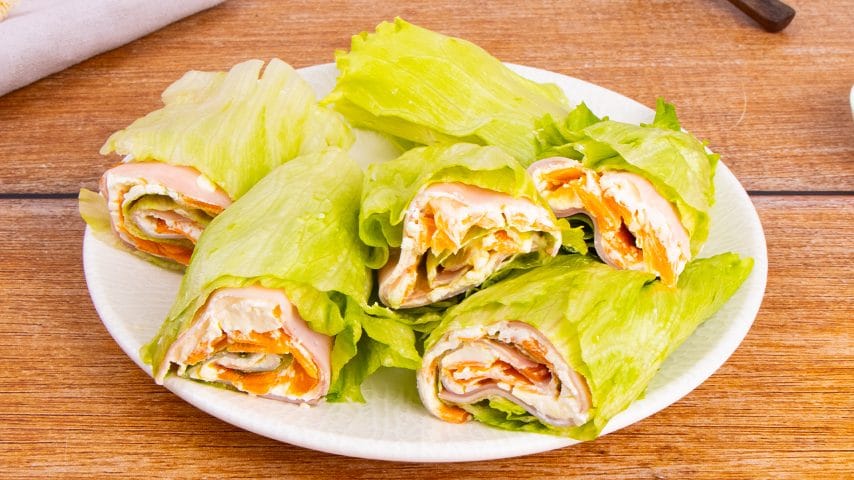 Wrap di insalata: freschi e velocissimi, ideali per un pranzo leggero!