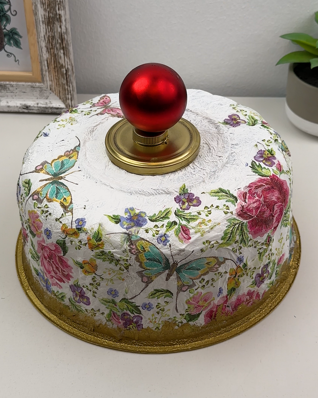 Quick and cute cupcake cover DIY 🧁