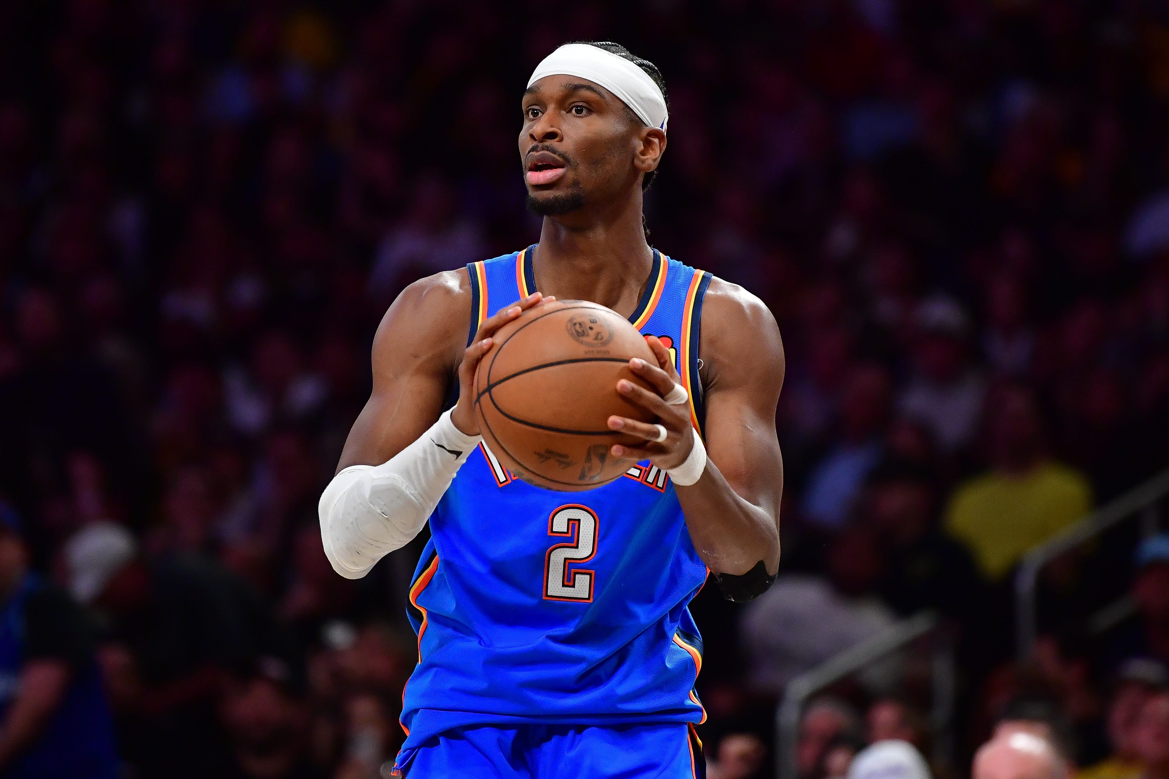 Shai Gilgeous-Alexander joins back-to-back greats, wins NBA MVP again