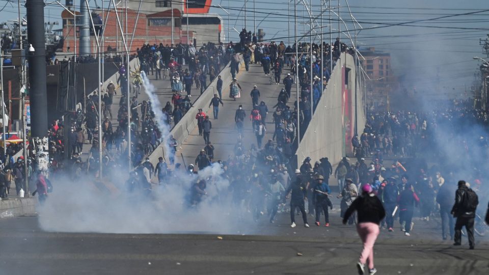 Defensoría de Bolivia reporta 47 personas detenidas y 5 heridas durante ...