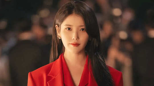 Perfect crown actress IU proves she is a real-life princess, donates ...