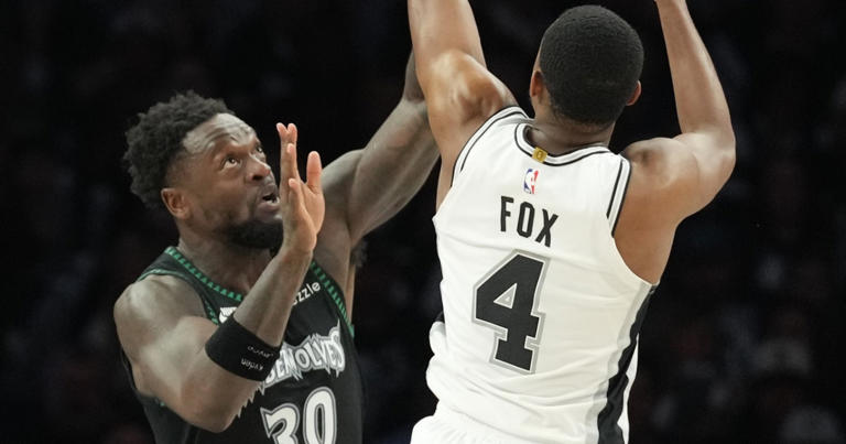 BBNBA Playoffs: De’Aaaron Fox and Keldon Johnson eliminate Julius Randle