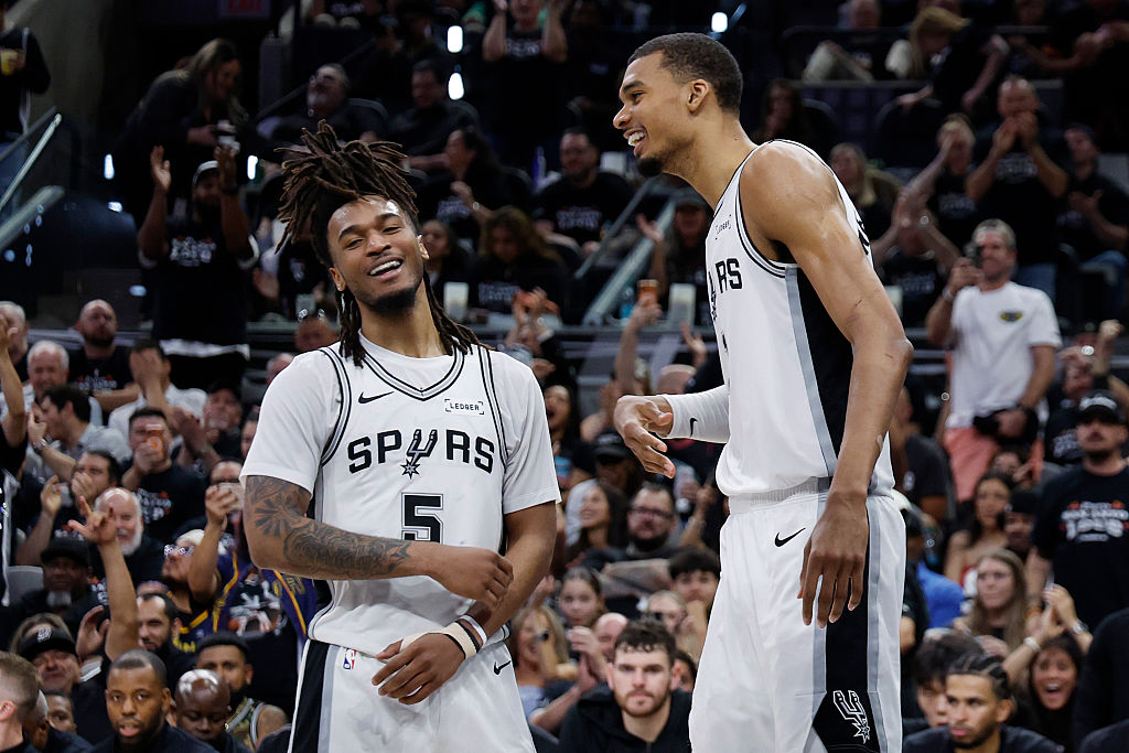 Spurs na final do Oeste: Wemby se junta a lenda dos Spurs e Castle ...