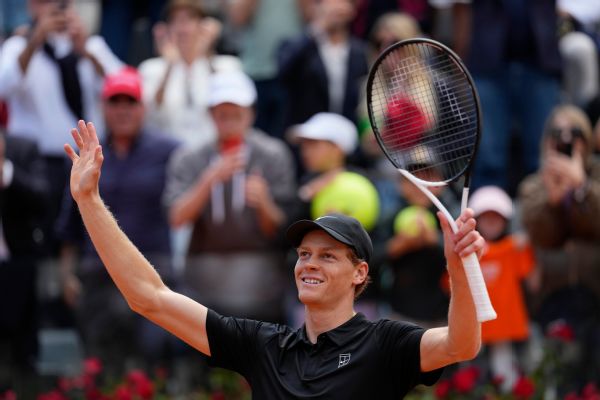 Sinner outlasts rain, Medvedev to make Italian Open final vs. Ruud