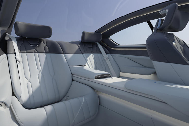 Vision BMW Alpina concept revealed with V8 engine