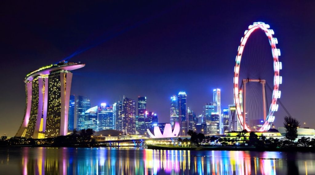 Tillväxtkommitté uppmanar Singapore att bli AI-nav