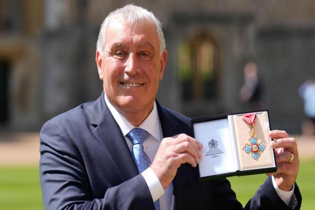 Peter Shilton to open up on gambling addiction at North East audience night