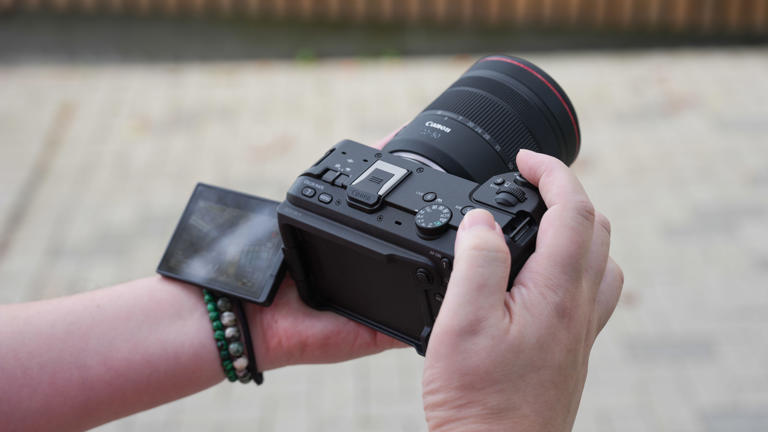 The new Canon EOS R6 V has a hidden mode for stop motion – but there’s ...