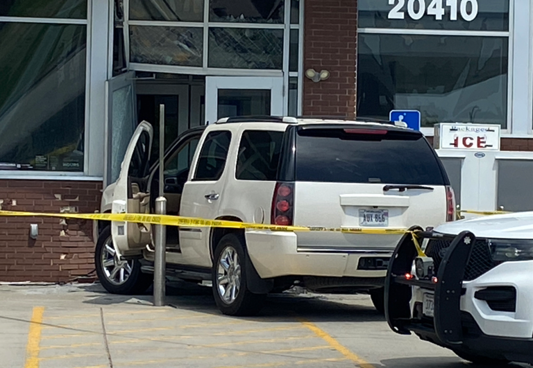 Car crashes into Elkhorn gas station