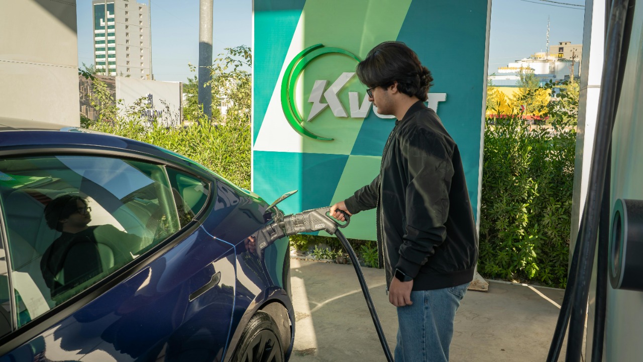 Canada is letting 49,000 Chinese-made EVs cross the border annually at ...