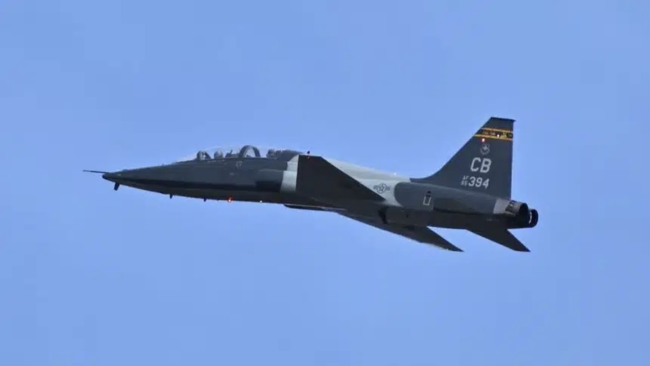 Treningsjet fra US Air Force styrter i Alabama