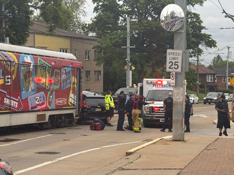 Trolley, vehicle involved in crash in Pittsburgh