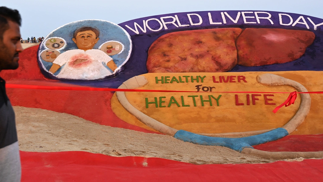 Global review finds healthy diet linked to lower liver disease risk