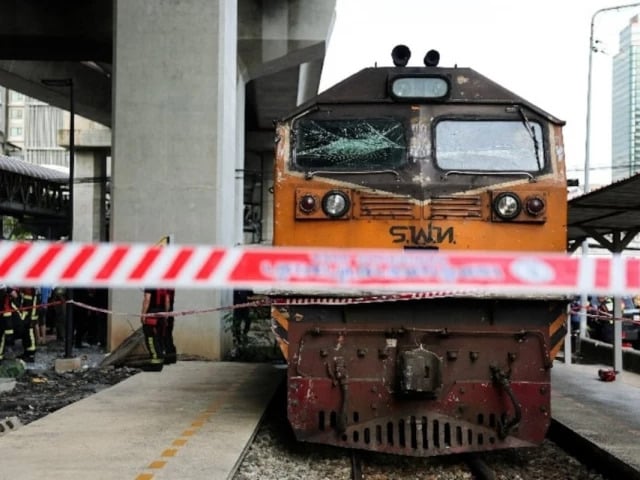 Train-bus crash leaves multiple dead in ThailandPublished on: May 16 ...