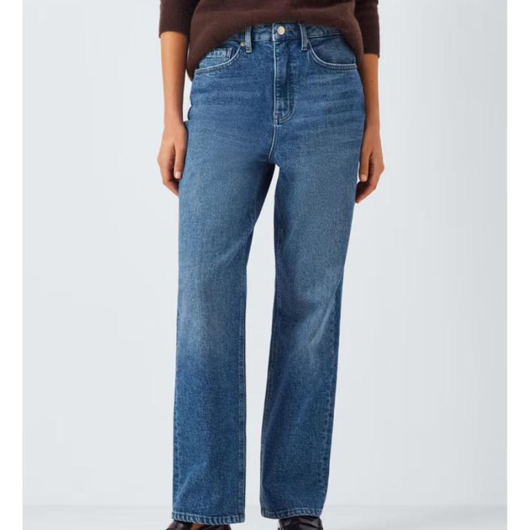 Melanie Griffith proves why this cut of jean is still the most loved ...