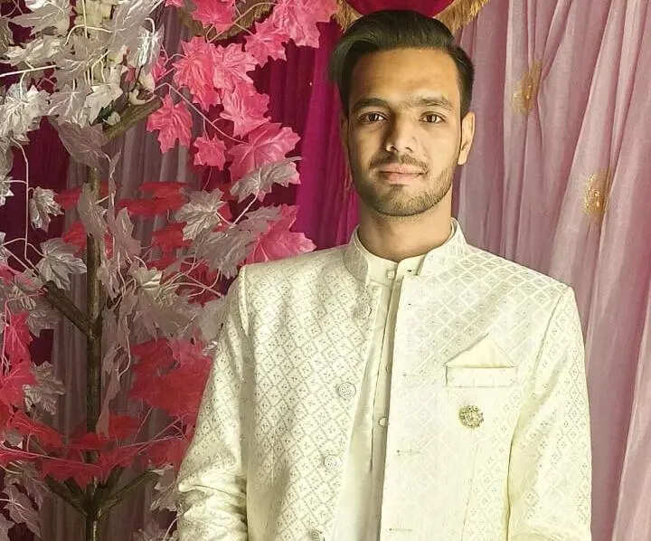 Bus hits 21-year-old scooter rider in Jaipur, kills him
