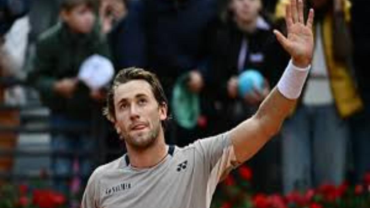 Casper Ruud triumphs in Rome and completes remarkable clay-court ...