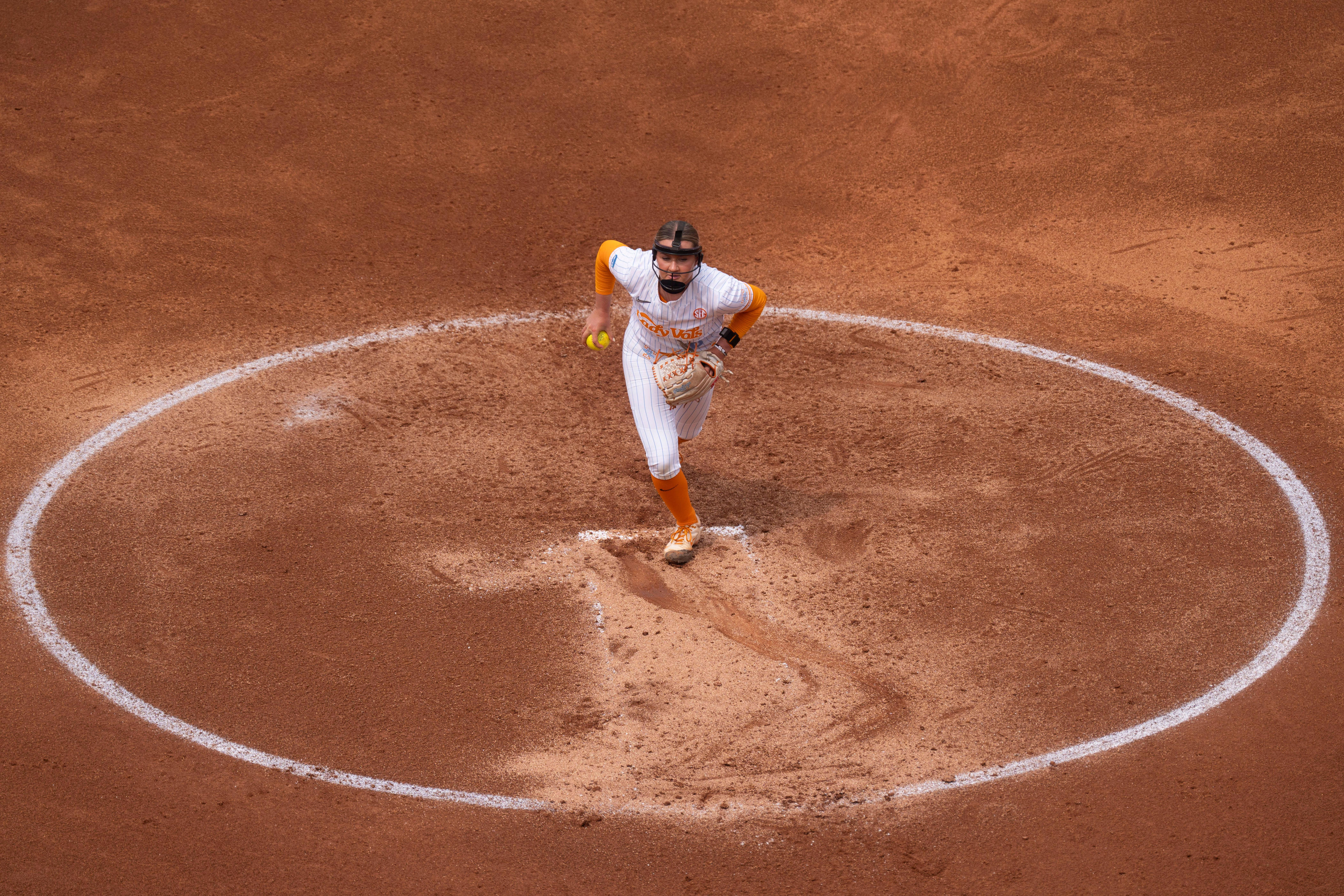 Why Tennessee softball has utilized pitching staff differently, and why ...