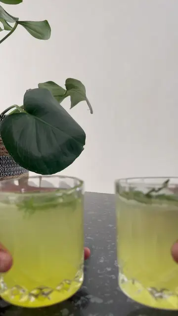 Malibu passion fruit summer cocktail recipe