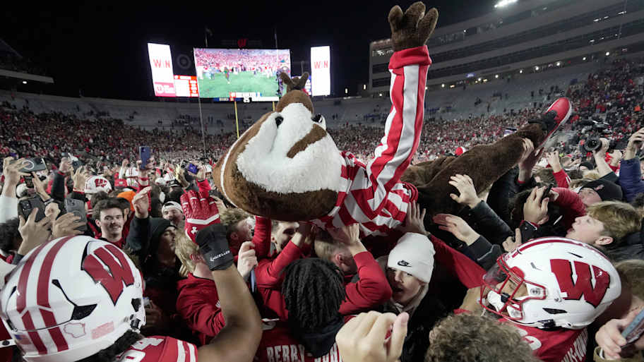 Ranking every Wisconsin football home game by primetime potential