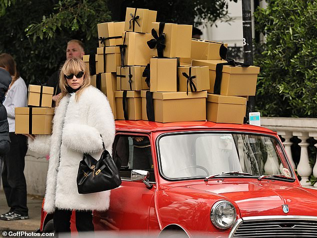 Suki Waterhouse films Christmas advert for fashion brand Michael Kors ...