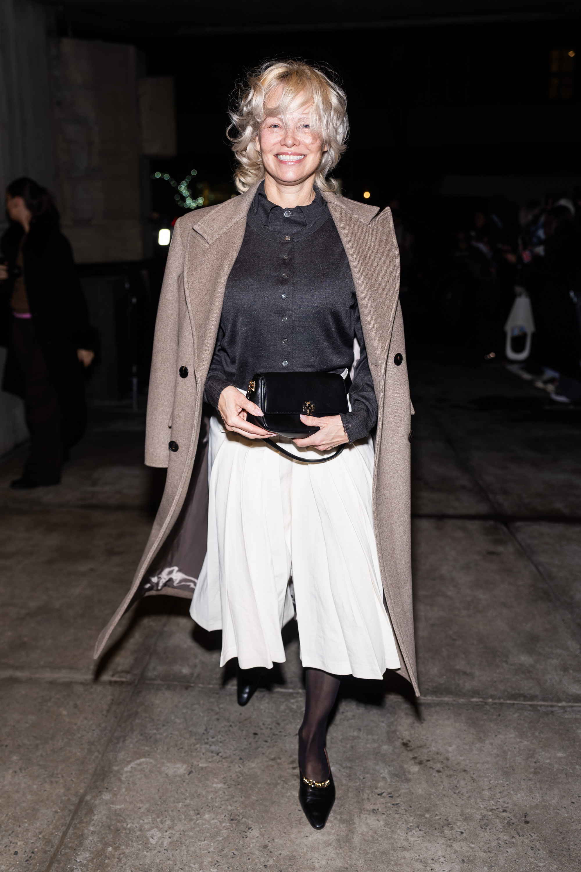 Pamela Anderson 'making room for love' in her life as Tom Cruise ...