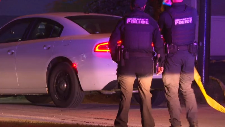 Woman shot during attempted robbery on Indy’s north side