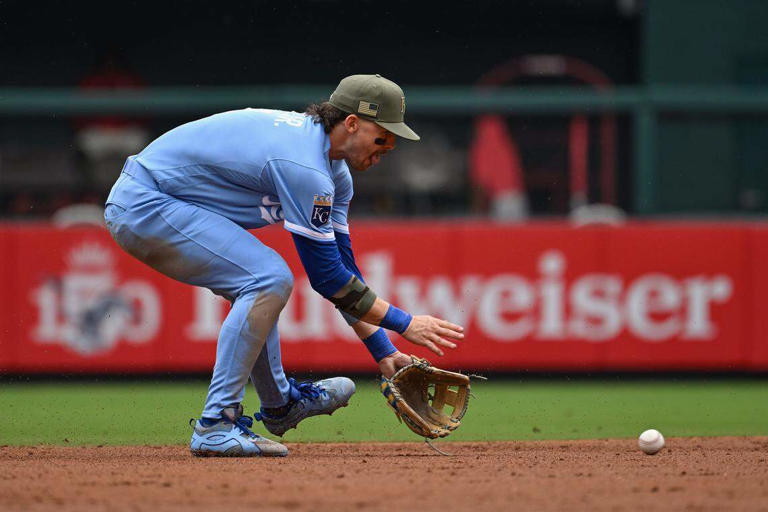 Photos from game 2 of Royals-Cardinals' I-70 series at Busch Stadium in ...