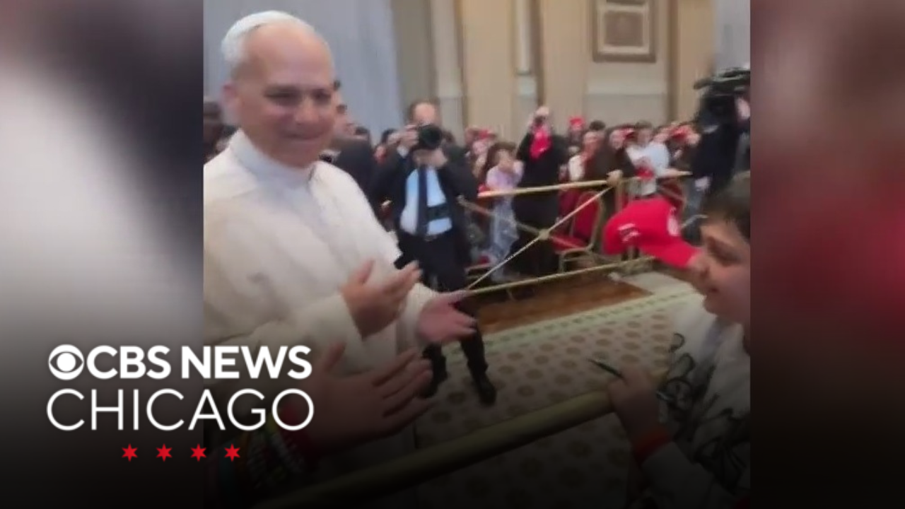 Pope Leo hits the viral '6 7' gesture while talking with children at ...