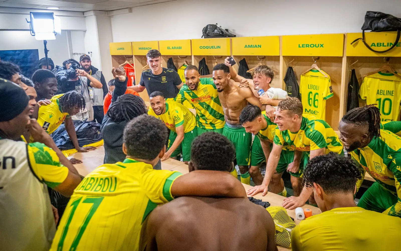 Les Canaris déjà relégués et parcage fermé : les chiffres avant FC ...