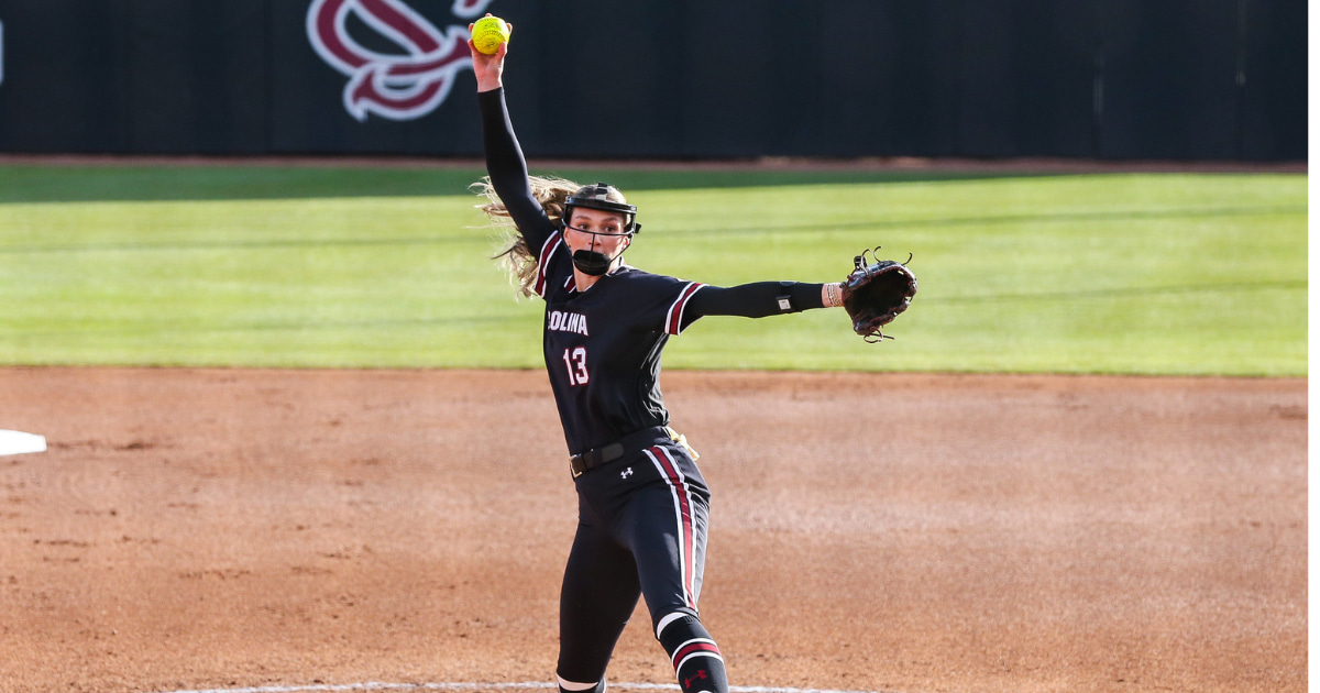 South Carolina softball knocks off Cal State Fullerton in the middle of ...