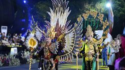 Festival of Lights Surabaya Vaganza 2026 sulap kota jadi lautan cahaya
