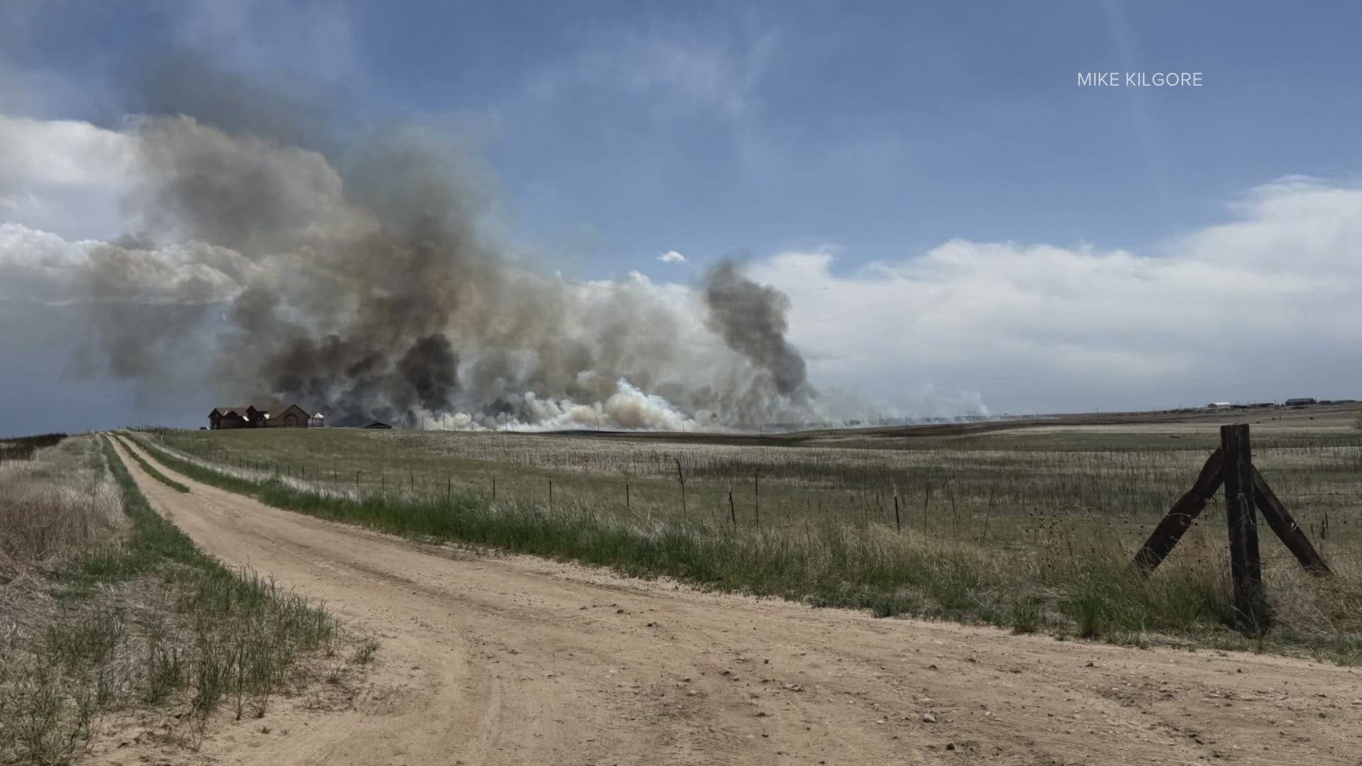 Grass fire in Adams County contained