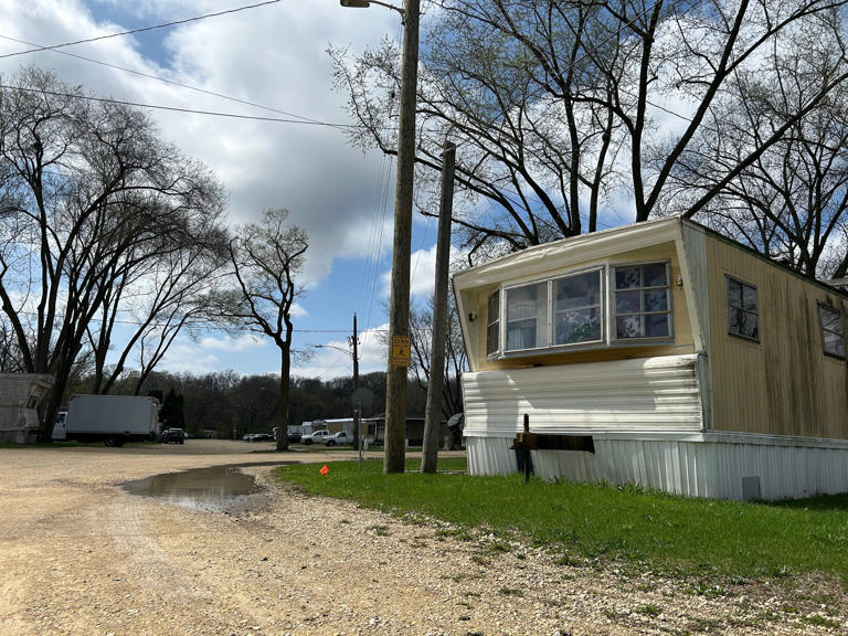 Riverview residents voice fears over proposed RV park that could ...