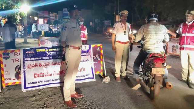 Malkajgiri police book 323 drunk driving cases, over 25,000 challans in ...