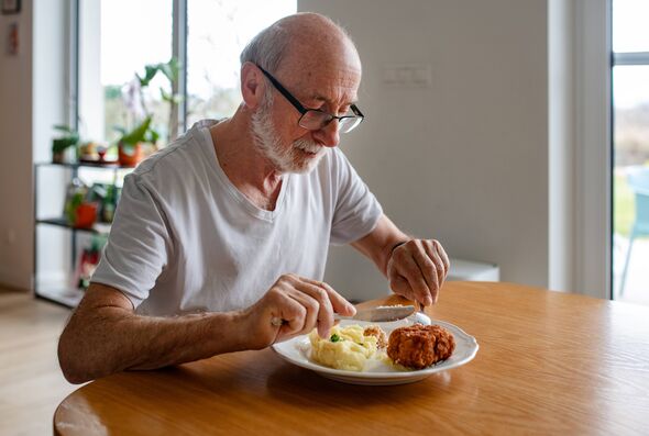 Cardiologist's new cholesterol warning for anyone on keto diet