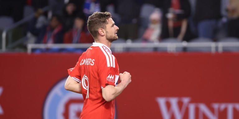 Hugo Cuypers makes MLS history as Chicago Fire win again