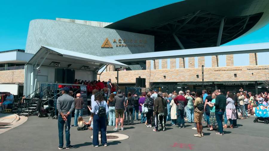 Acrisure Amphitheater holds community celebration