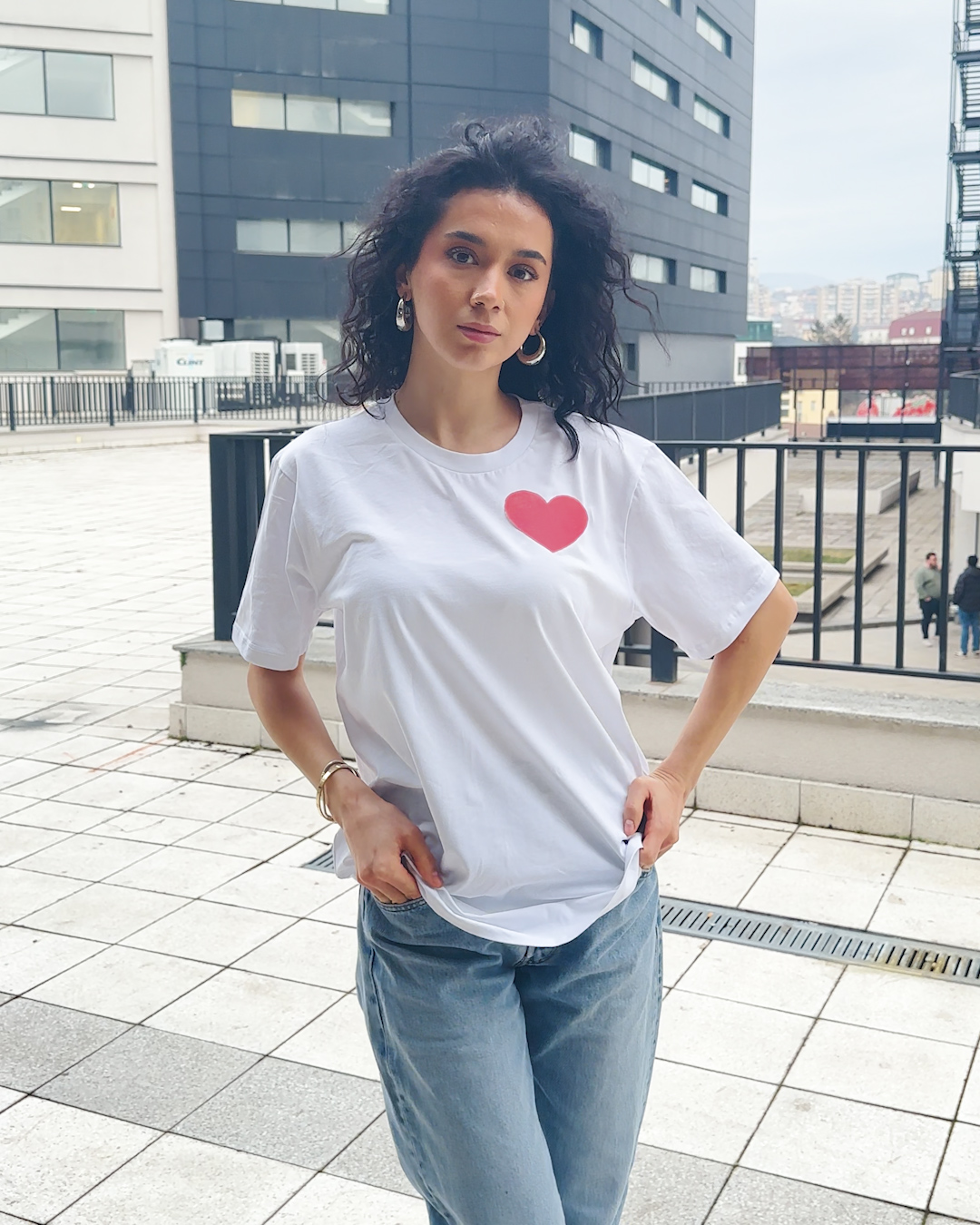 Adorable DIY heart-print t-shirt transformation ️👕