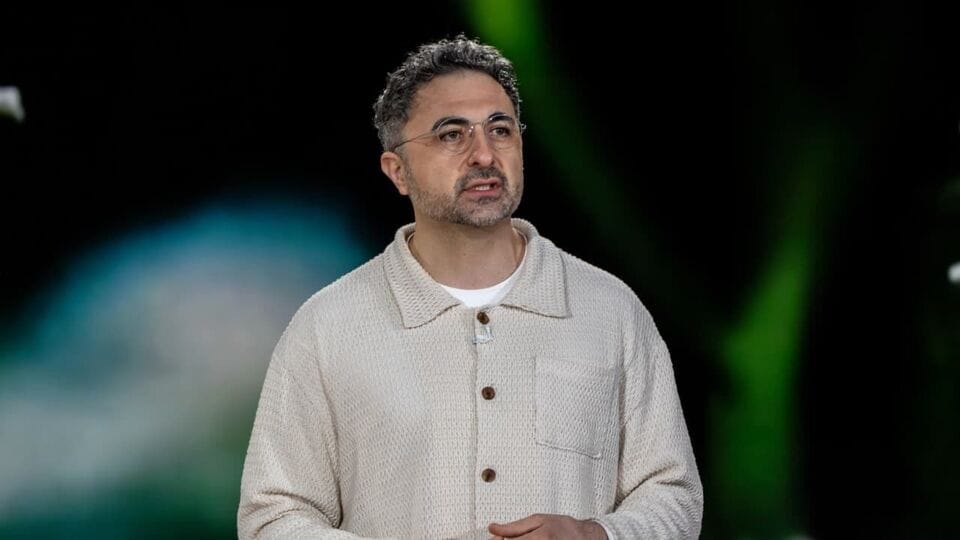 Microsoft AI chief Mustafa Suleyman has a grim warning for every office ...