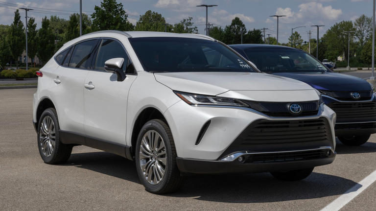 Why the Toyota Venza was discontinued (again) & which model replaced it